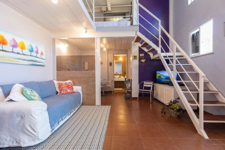 Loft 70m². Praia, Comércio, Varanda. - Brésil