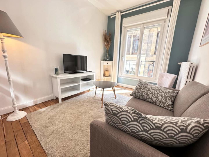Salin, Charming Fully-equipped Duplex In The City Center - Reims