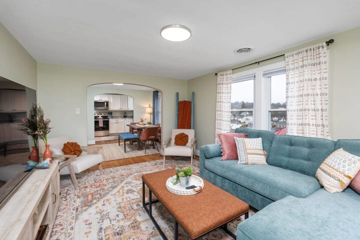 The Nest: Cozy Staunton Apartment + Walk Downtown - Staunton, VA