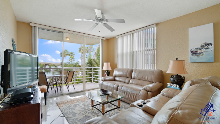 Isla Del Sol Bayview Retreat Near St. Pete Beach - St. Petersburg, FL