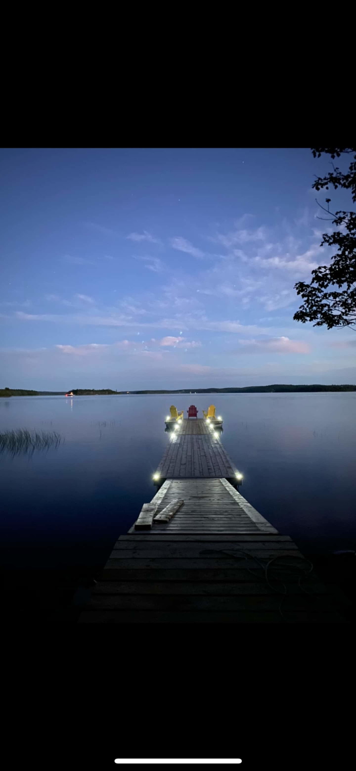 Waterfront 4 Bedroom House With Hot Tub - Nova Scotia