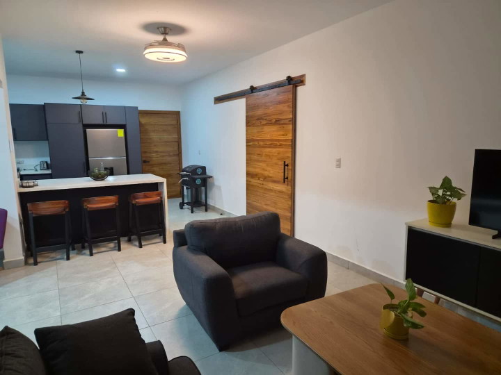 Acogedor Y Cómodo Apartamento En Las Colinas. - Managua