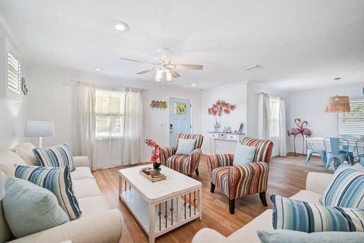Manatee Cottage - Private Pool, Tropical Oasis! - Bradenton, FL