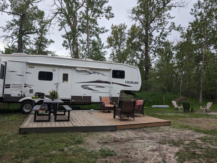 Luxury Camping Unit In Okotoks! - Okotoks