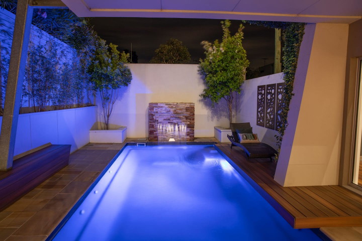 Luxurious Terrace Hideaway With Heated Pool - Point Lonsdale