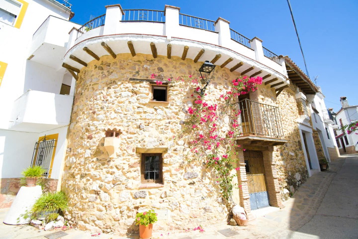 Banu Jali, A Charming Country House. - Spain