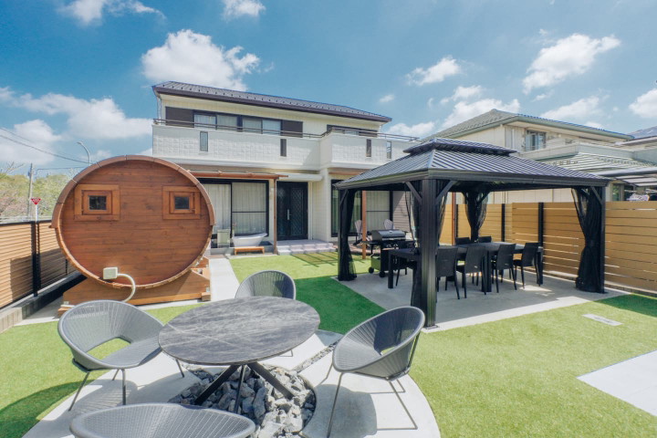 Entire Villa/barrel Sauna/jacuzzi/roofed Bbq Area/18 Minutes By Car To The Airport! 18 Minutes On Foot To Narita Station! - Narita