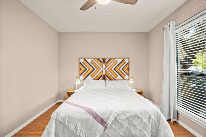 Modern South Austin Condo|king Bed | Fast Wifi|w/d - Austin, TX