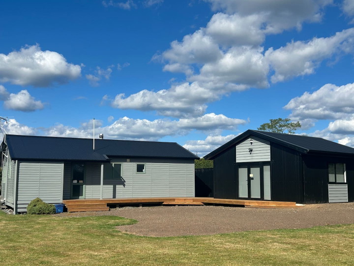 Alpine Bach With Spa And Separate Games Room. - Ohakune