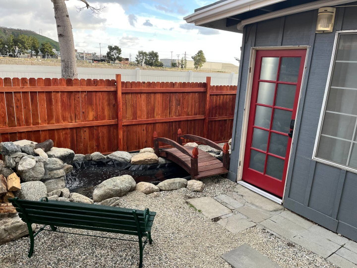 Private Cozy Mountain View With Koi Pond Zen - Los Angeles