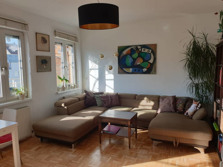 80m² Dachgeschoss Wohnung Mit Terrasse - Vienna