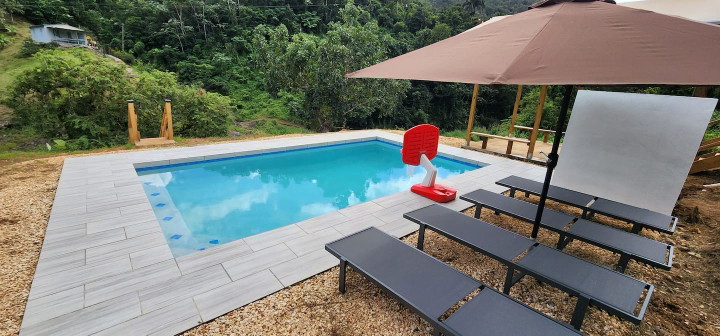 Relax W./ Your Family Enjoy Pool, River, Game Room - Utuado