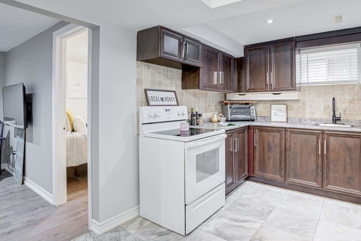 Cozy Private 1 Bdrm/1bath Close To Toronto Airport - Brampton