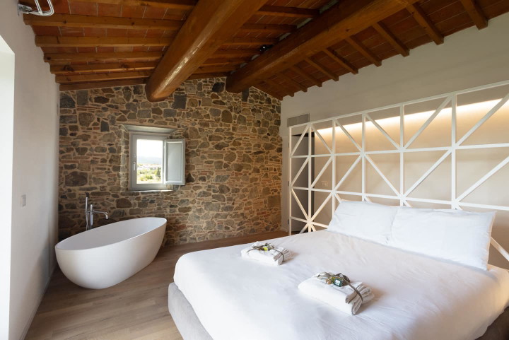 Charming Farmhouse Suite - Toskana