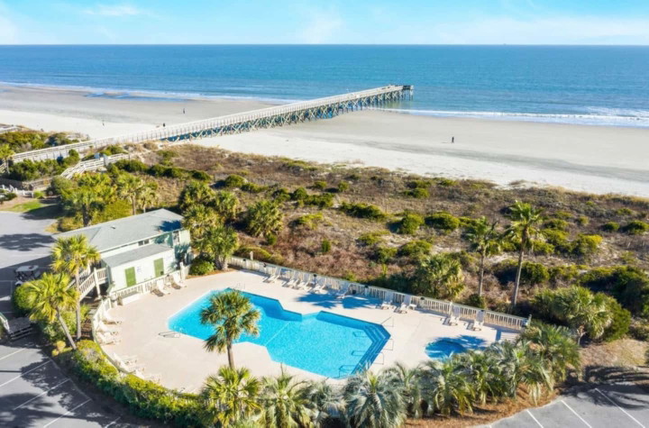 Oceanfront Condo! Pool & Fishing Pier!*unit 136* - Isle of Palms, SC