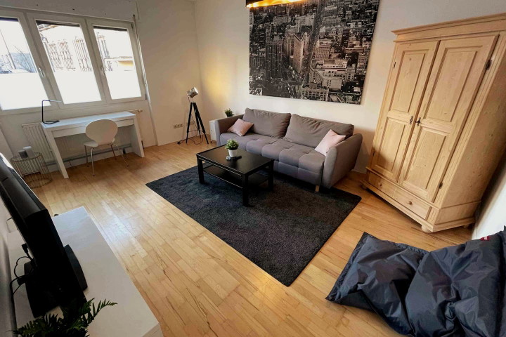 Cozy Studio Guesthouse Next To City Center & Fair - Nürnberg