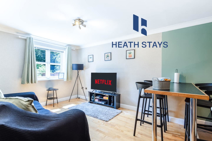 Newly Refurbished | Warwick | Free Parking | Wi-fi - Royal Leamington Spa
