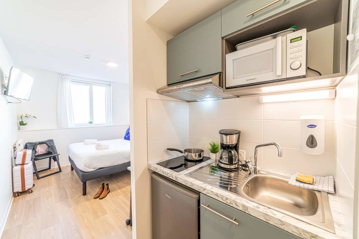 Studio Double Apartment - Toulouse-Blagnac Airport (TLS)