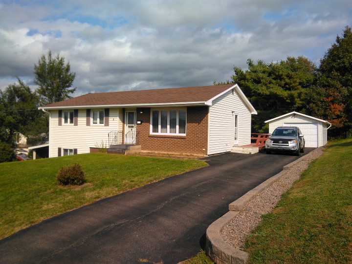 Salmon River Bungalow, Truro Nova Scotia - Truro