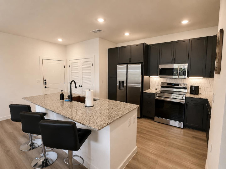 Relax In Katy Family & Pet Friendly Apartment - Katy, TX