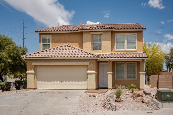 Super Big * 6 Bedroom * Next To Park * 9+ Beds - North Las Vegas, NV
