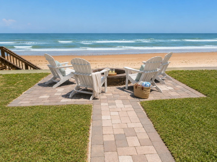 The Ocean Is Your Backyard - Entire House On Ocean - Flagler Beach, FL