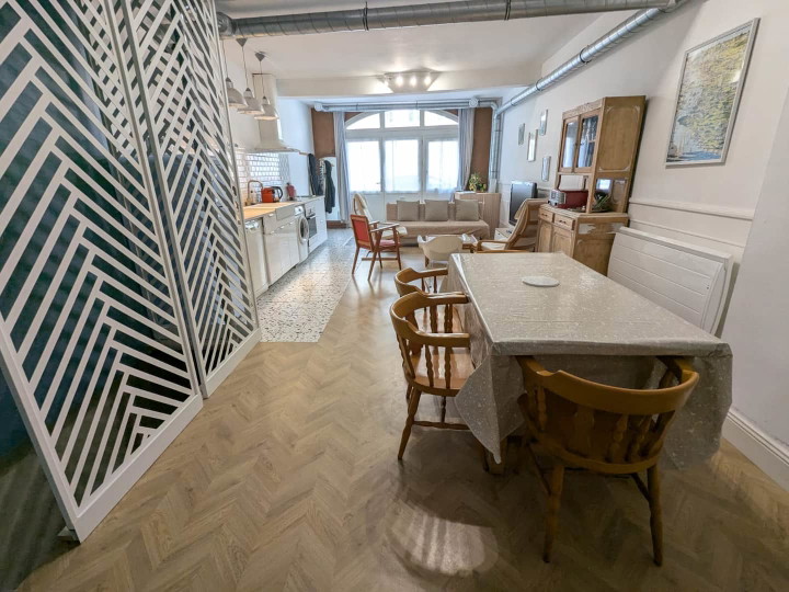 Cozy And Atypical Ground Floor Apartment In The City Center - La Rochelle