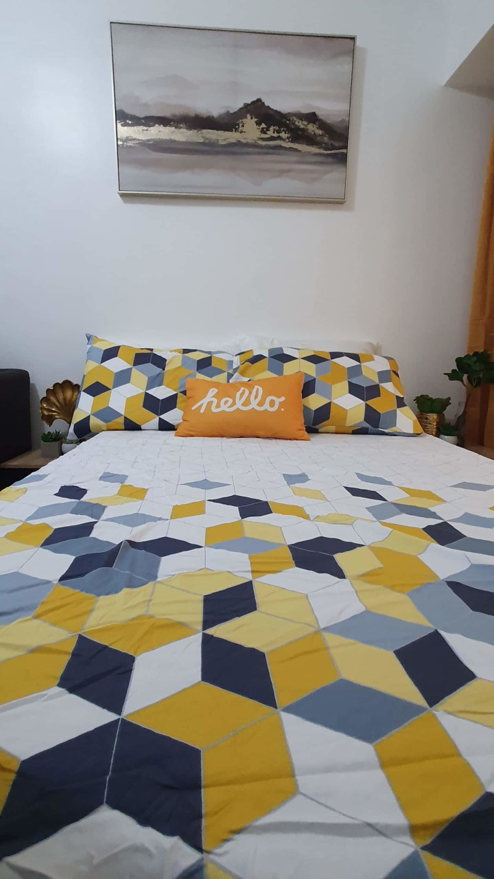 Cozy Studio Beside Gma Mrt Station - Quezon City