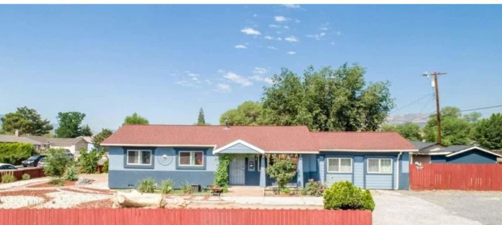 Home For 12 People. Very Close To Downtown Reno - Reno, NV