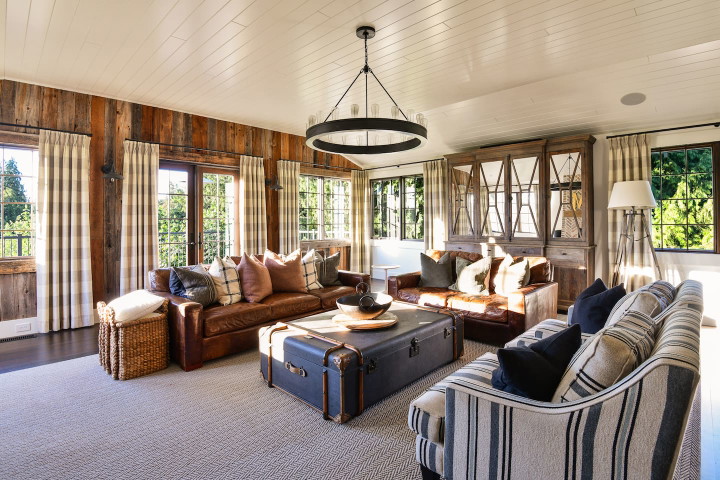 Luxury Farmhouse Estate · 66 Acres · Sleeps 13 - Aldergrove