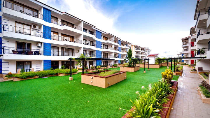 Luxury Suite @ Baga Beach, Calangute | Pool + Wifi - Goa