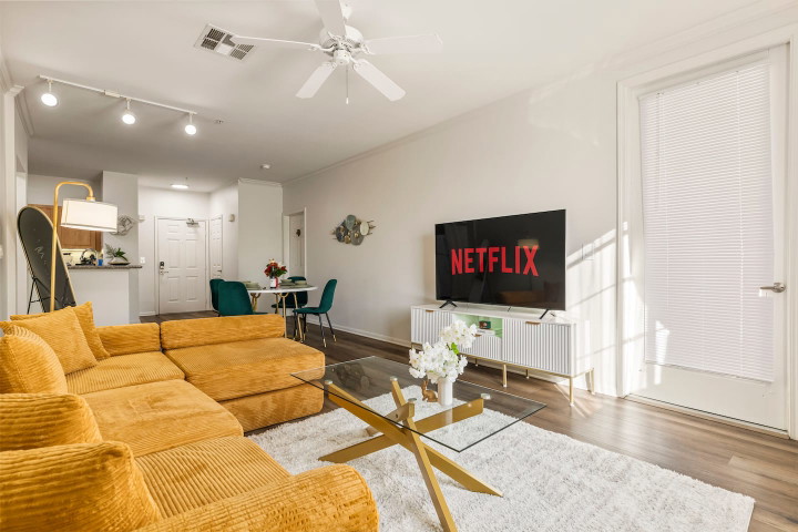 Lux 2bd-2ba Marina Del Rey Parking & Pool - Marina del Rey, CA