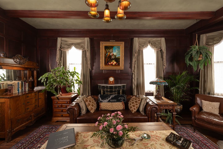 Penthouse Room With Steeple View - Minneapolis, MN