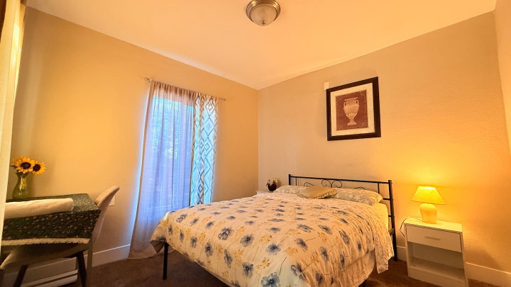 Aa-spacious 6bd/3ba Perfect For Groups/families - Madera, CA