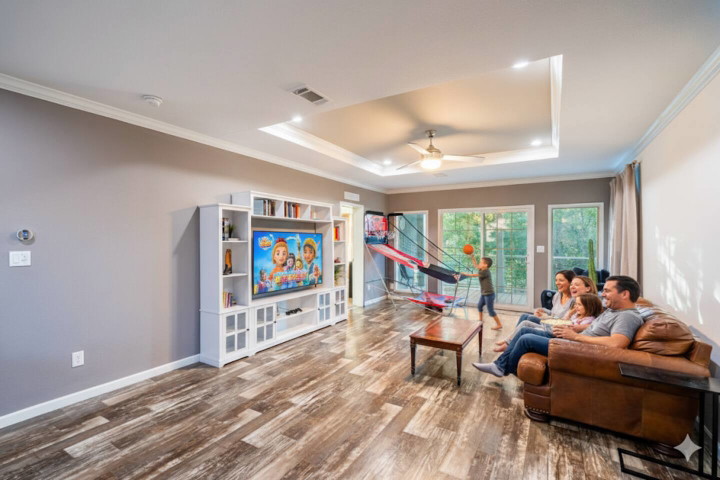 Hill Country Retreat | 3 King Bed  Oled Tv Games - Leander, TX