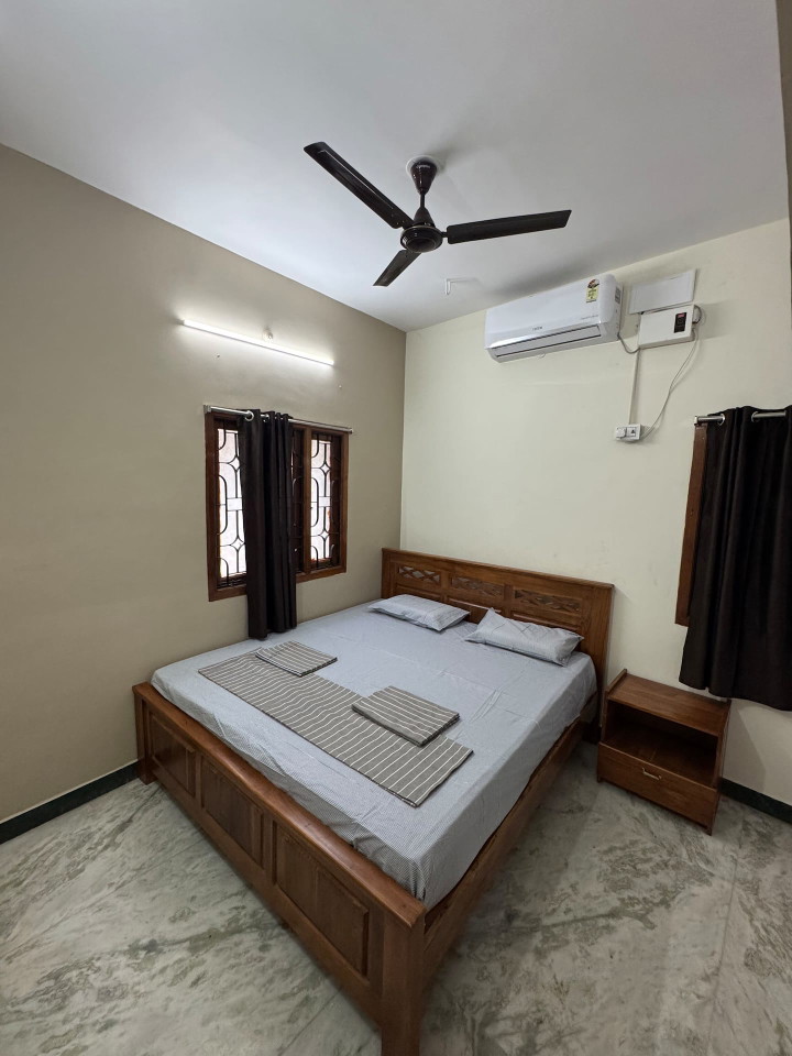 Kashmy Home Stay With Meenakshi Amman Temple View - Madurai