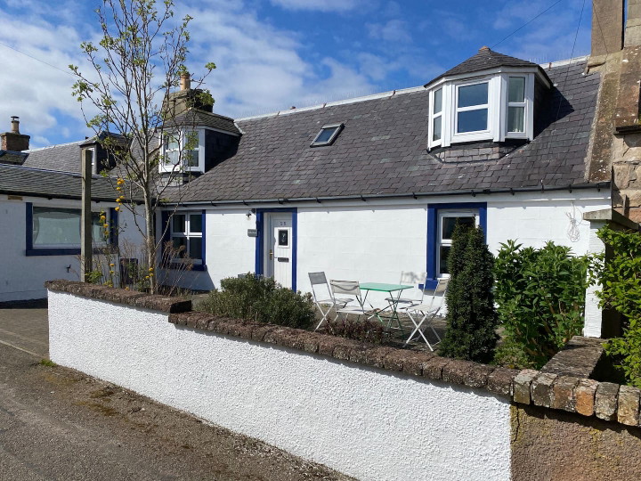 Cosy Cottage By The Sea - Scotland