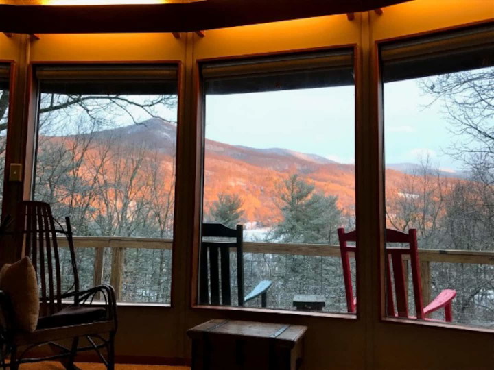The Round House  Views For Days! - Stanley, VA