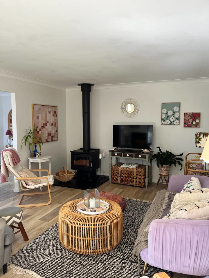 The Sanctuary. Colourful & Quirky Home - Forster