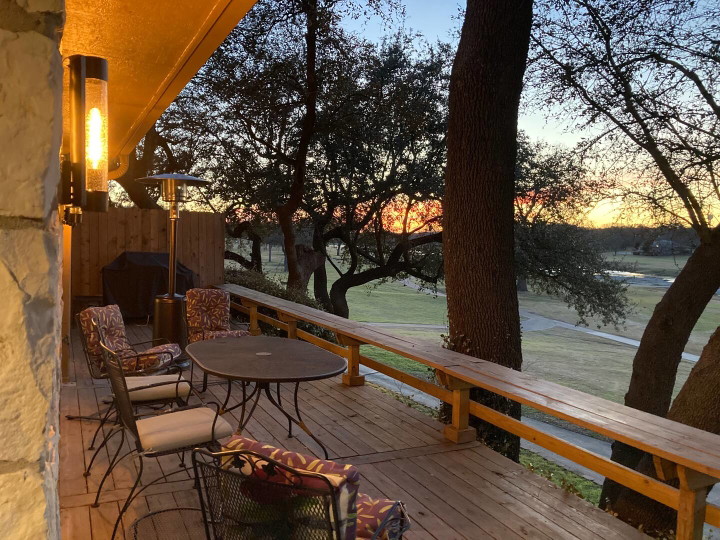 Sparkling Creekside And Golf Course Views! - Salado, TX