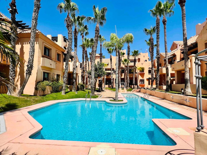 Luxury Beach Resort Apartment With Secure Parking. - Los Alcázares