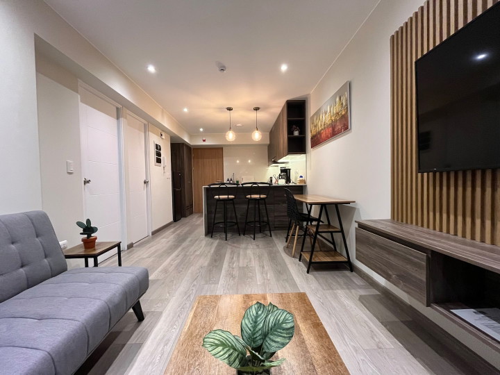 San Isidro, Modern Financial District, Flat + Garage - Lima