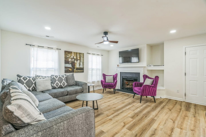 Welcome To Your Raleigh Retreat - Raleigh, NC