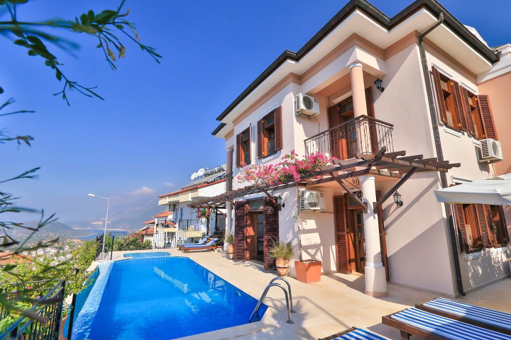 Kas Town Villa With Great Views - Kaş