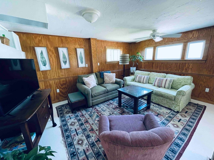 1 Bedroom, 1 Block To Beach, Full Kitchen - Avon, NC
