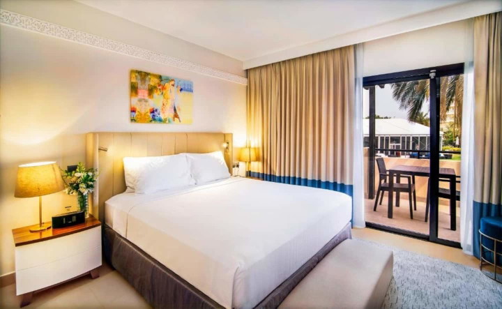 Premium Room Balcony Near Al Sarouj Roundabout - Al Ain