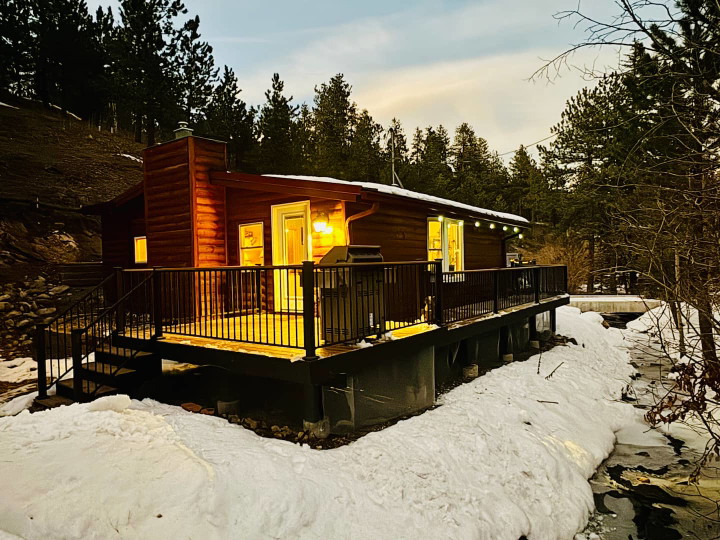 Cozy Cabin On Creek With Hot Tub/sauna! - Colorado