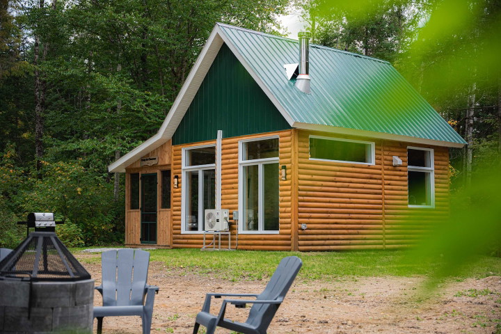 Chalet Chasseur, Bord De L'eau - Québec