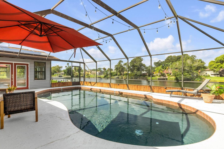 Private Pool + Bar | Pet Friendly | Sleeps 6 - Port Orange, FL