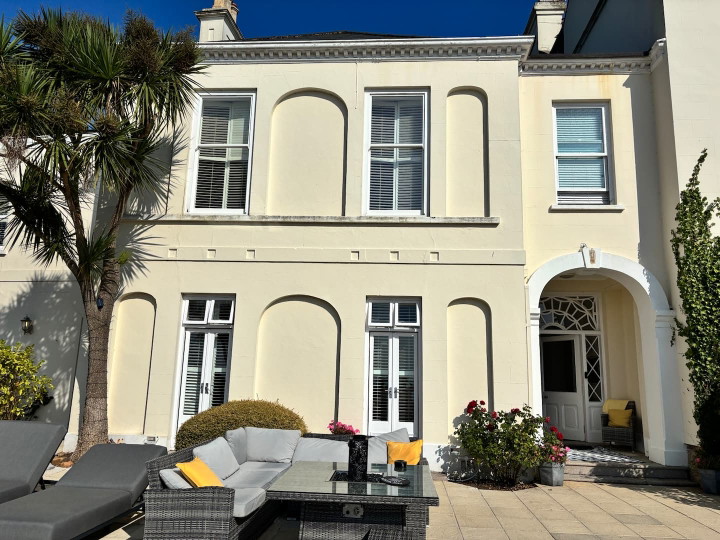 Stunning Manor House, Pool Access, St Aubin - Jersey